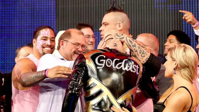 WWE In live!!!!: SETH ROLLINS & ROMAN REIGNS vs CODY RHODES & GOLDUST