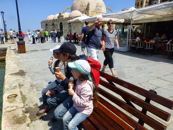 Apfelkuchen, Cosinus und Farbenpracht: Geburtstag auf Kreta - Birthday ...