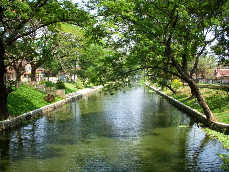 God's Own Country - Kerala: Backwater Tourism of Kerala