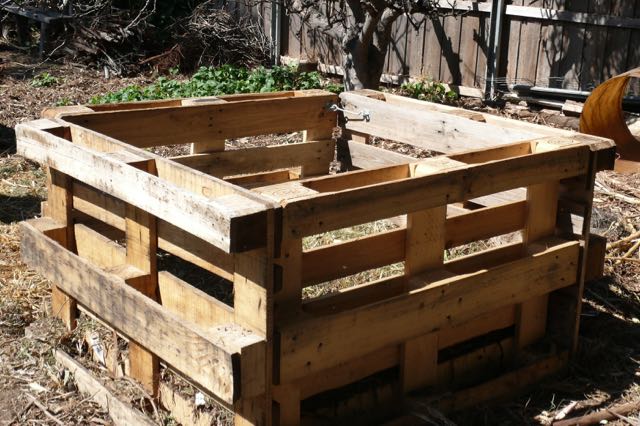 The Food Garden Group Blog: Making Compost - part 2