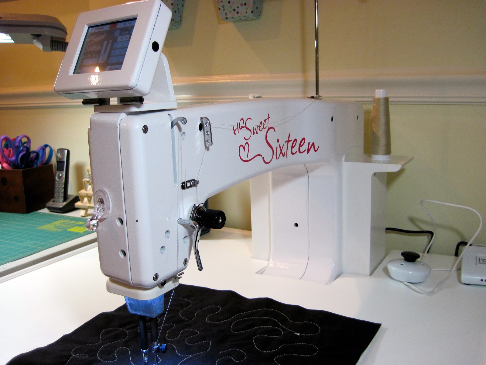 How I Sew - Meet My Machines - Sylvia's Stitches