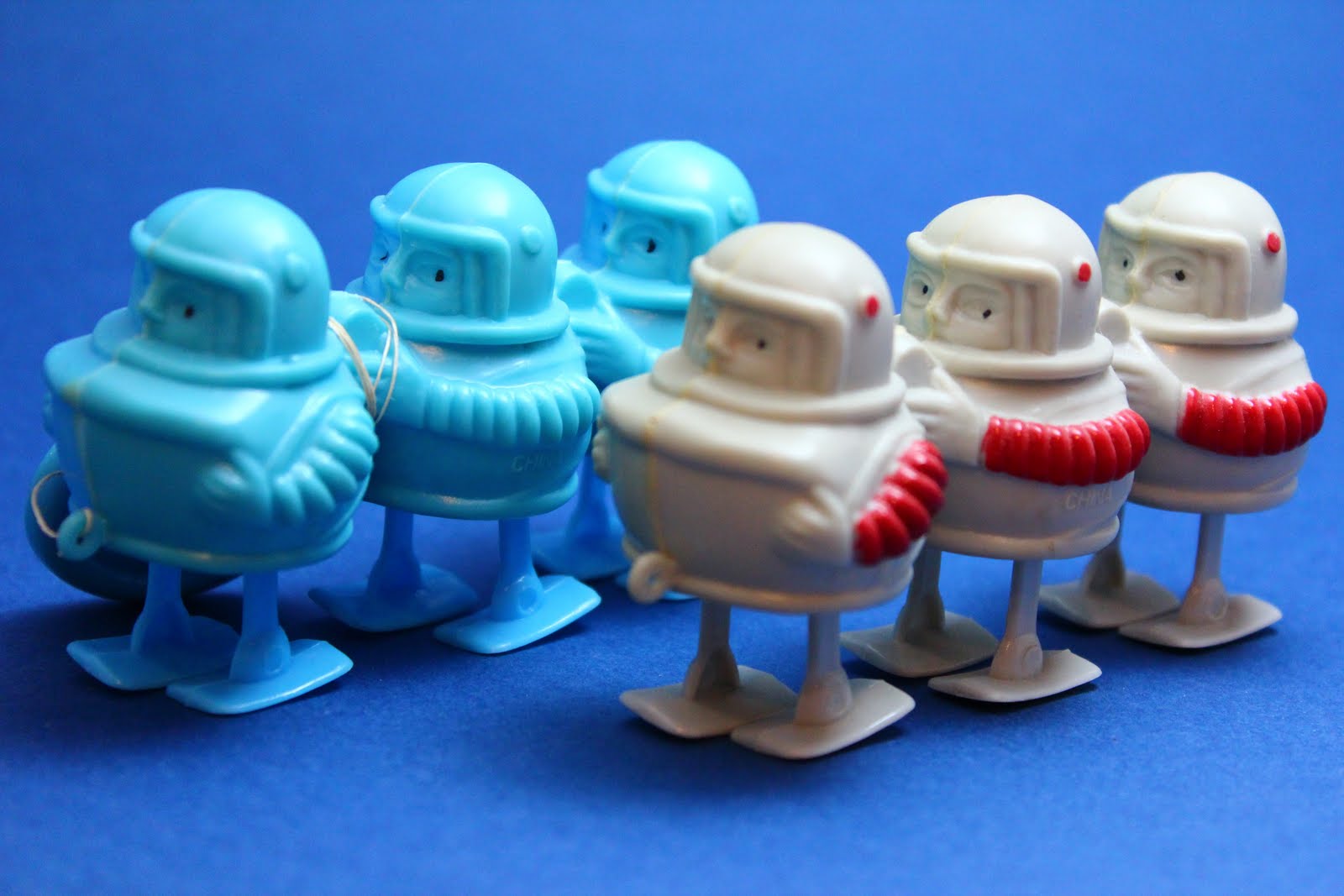 Geoff's Superheroes, Space and other incredible Toys: Ramp Walkers