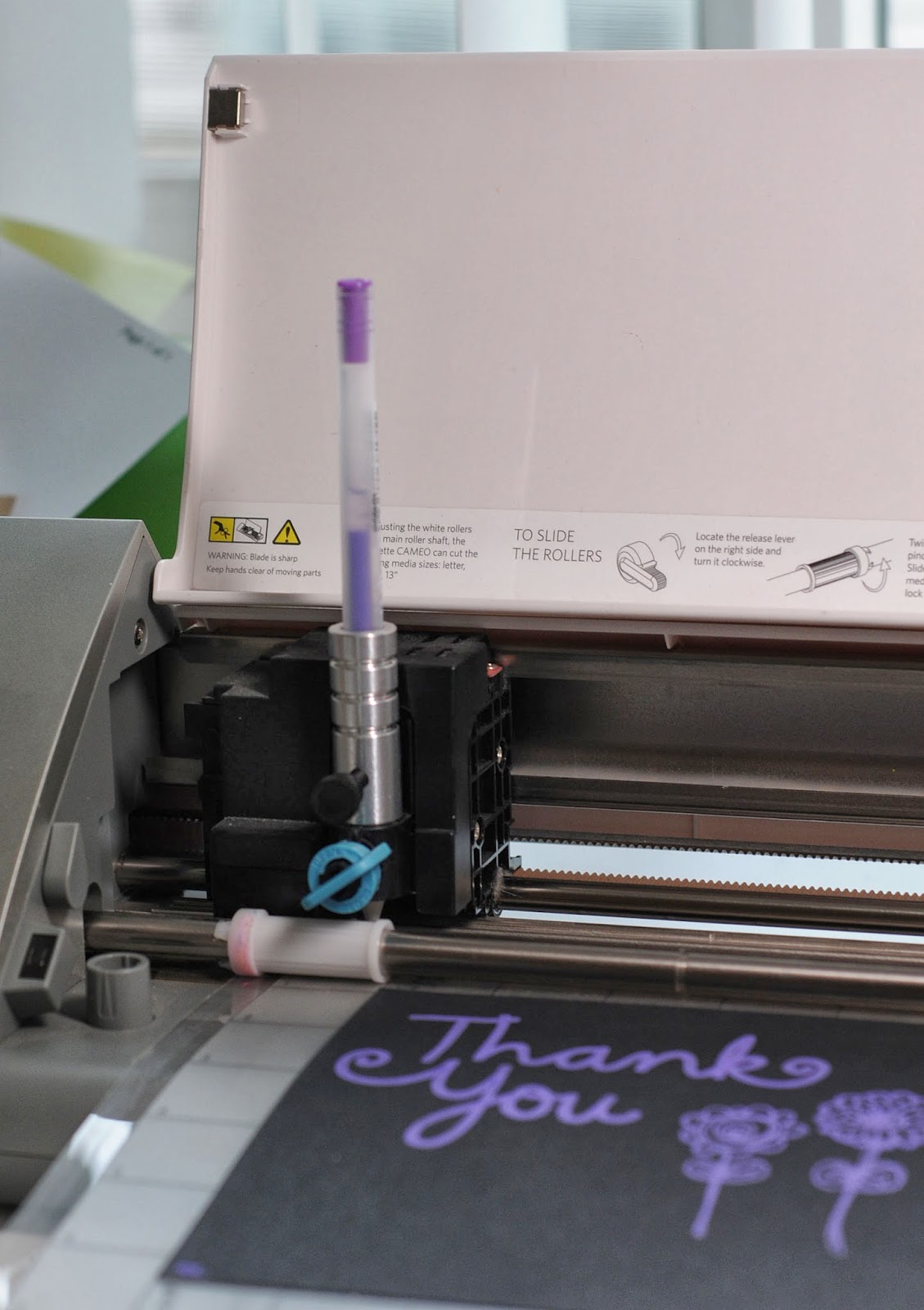 Amy Corbin: Tutorial filling in fonts with internal offset