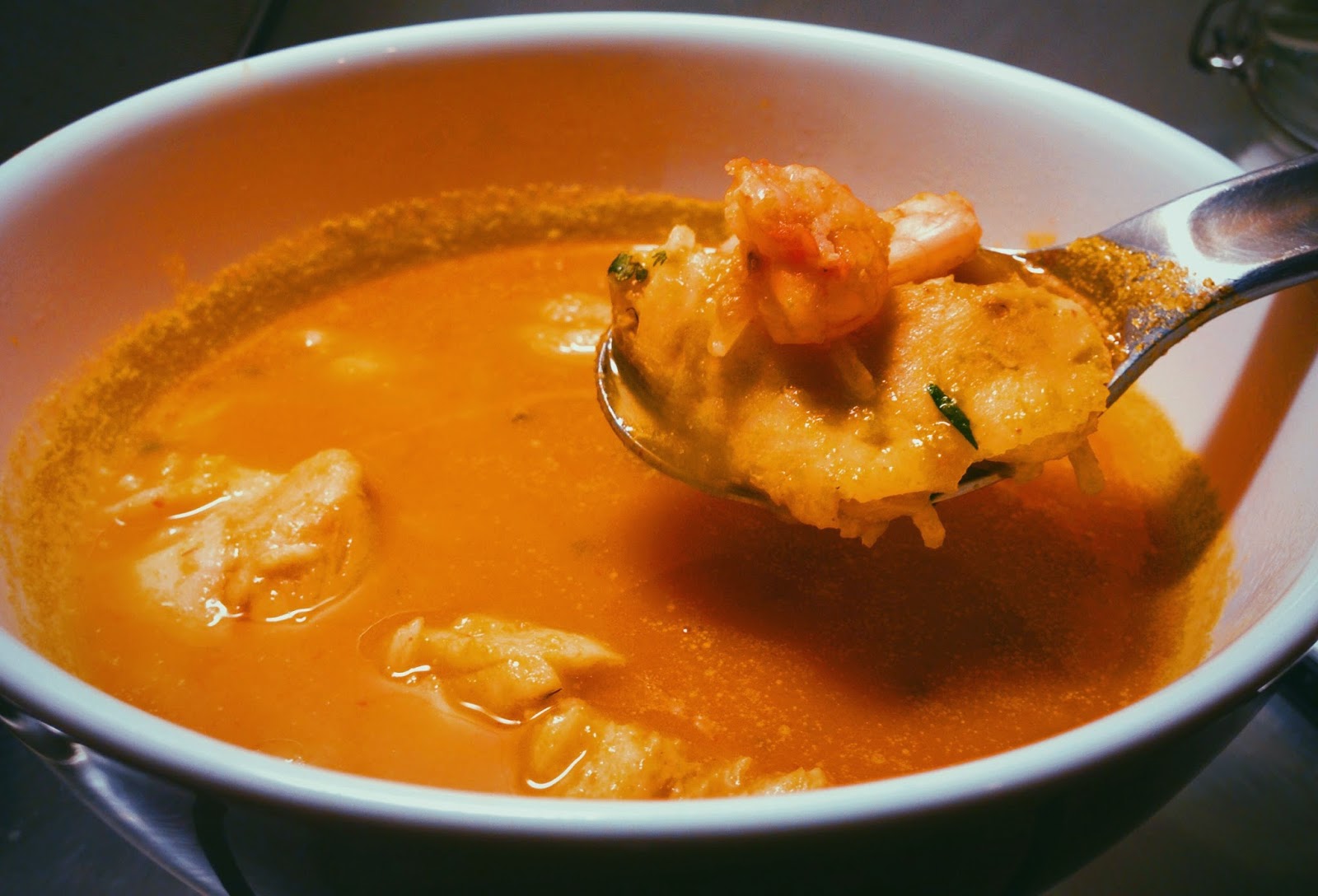 Sem Avental: Sopa de peixe e camarão