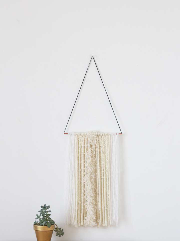 FOXTAIL + MOSS: MAKE // DIY Triangle Wall Hanging