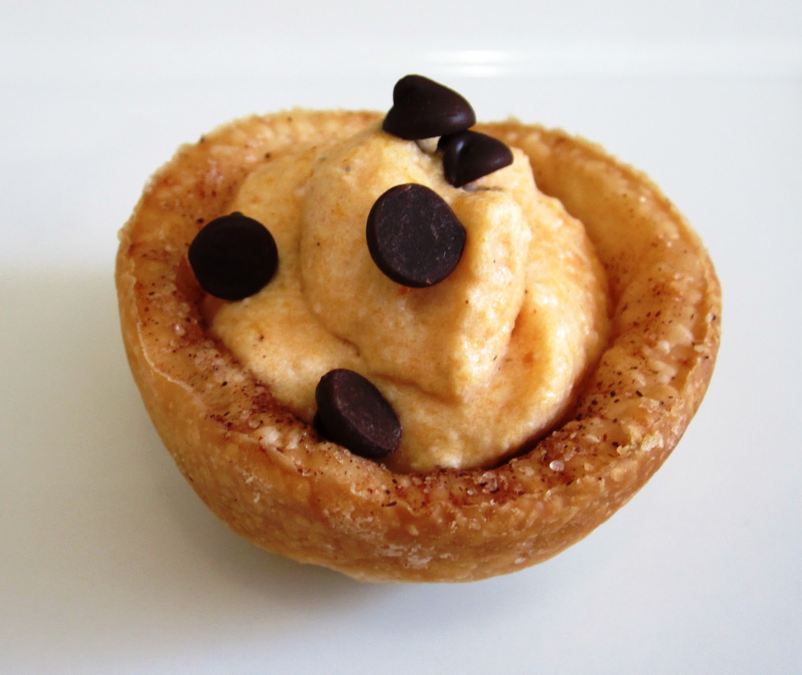 PinsterSisters: Pumpkin Filled Cannolis