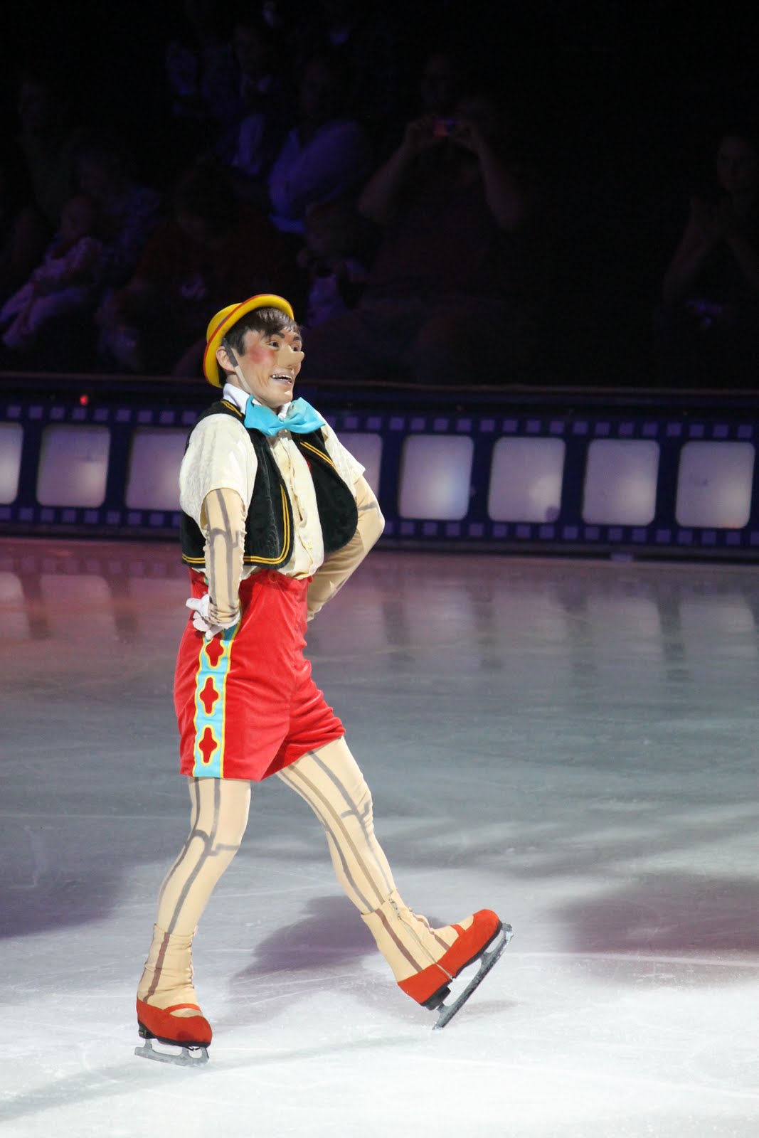 The Brown Family Scoop: Disney on Ice: 100 Years of Magic