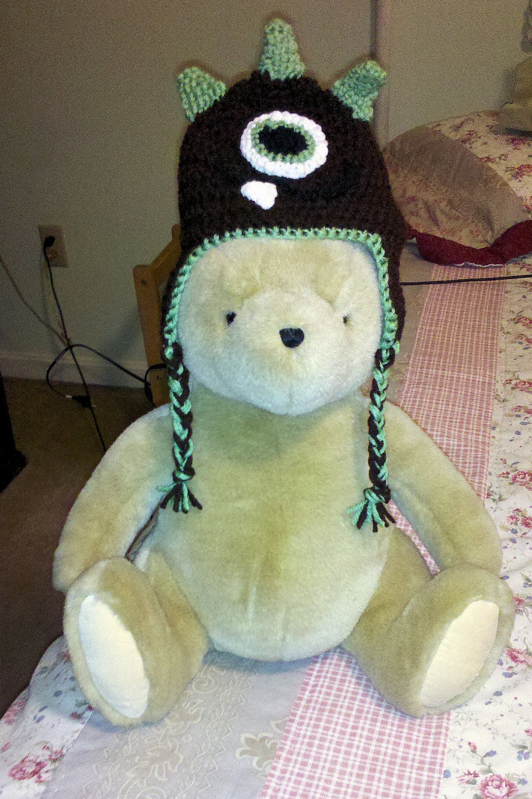 Random Bits Of Goodness: Craft A Week #25 Crocheted Monster Hats