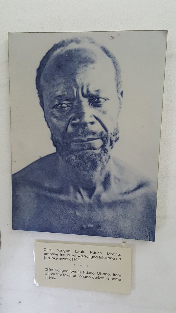 Jina lake ni Abdulrauf Songea Mbano siyo Songea Mbano Sultani wa ...