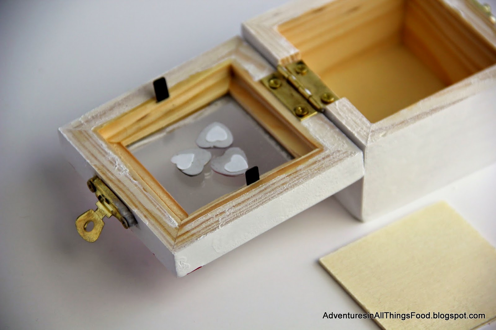 Adventures in all things food: Valentine Inspired Treasure Box