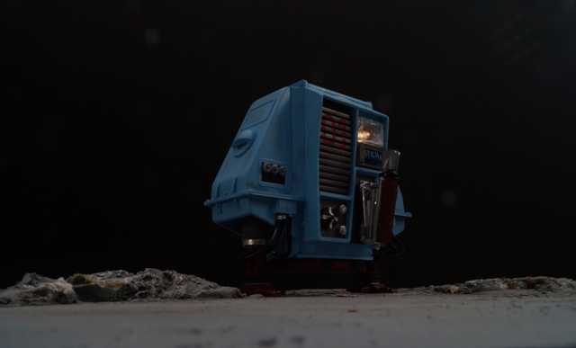 MOONBASE CENTRAL: Silent Running Dewey Huey Robot Scratchbuild by Kevin D