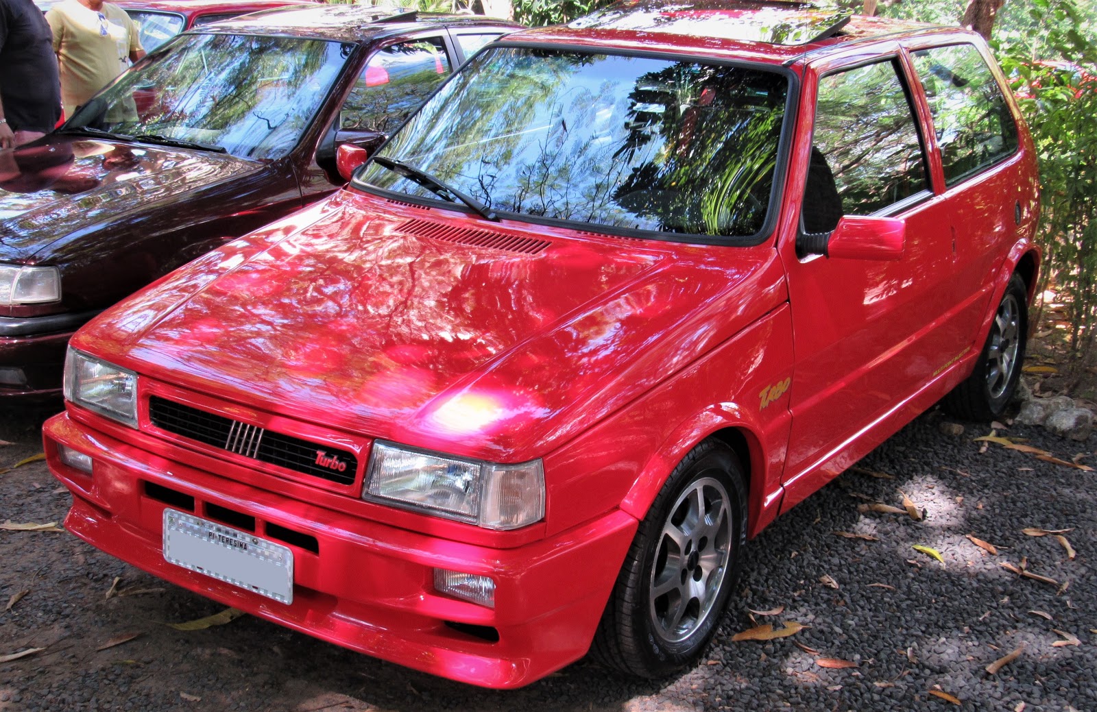 História do Fiat Uno Turbo - contada com três exemplares conservados!