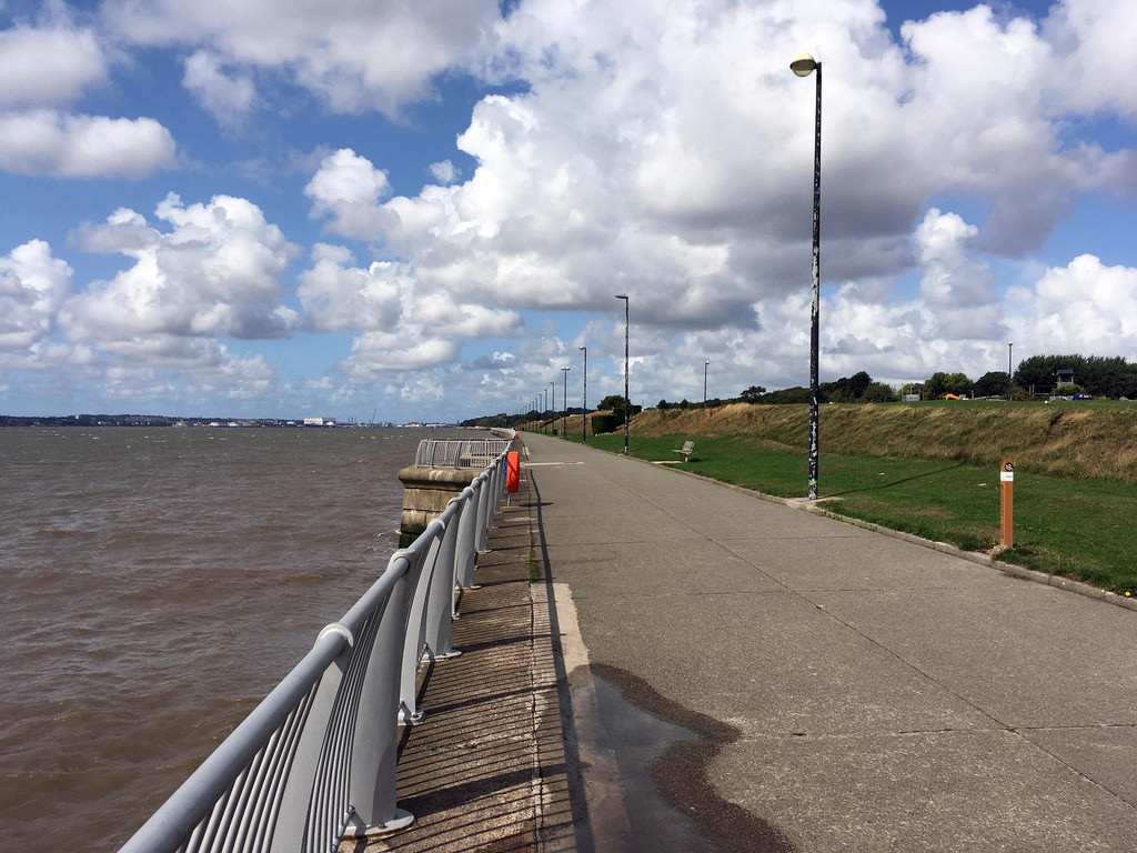 British Waterway Photos: Otterspool Promenade