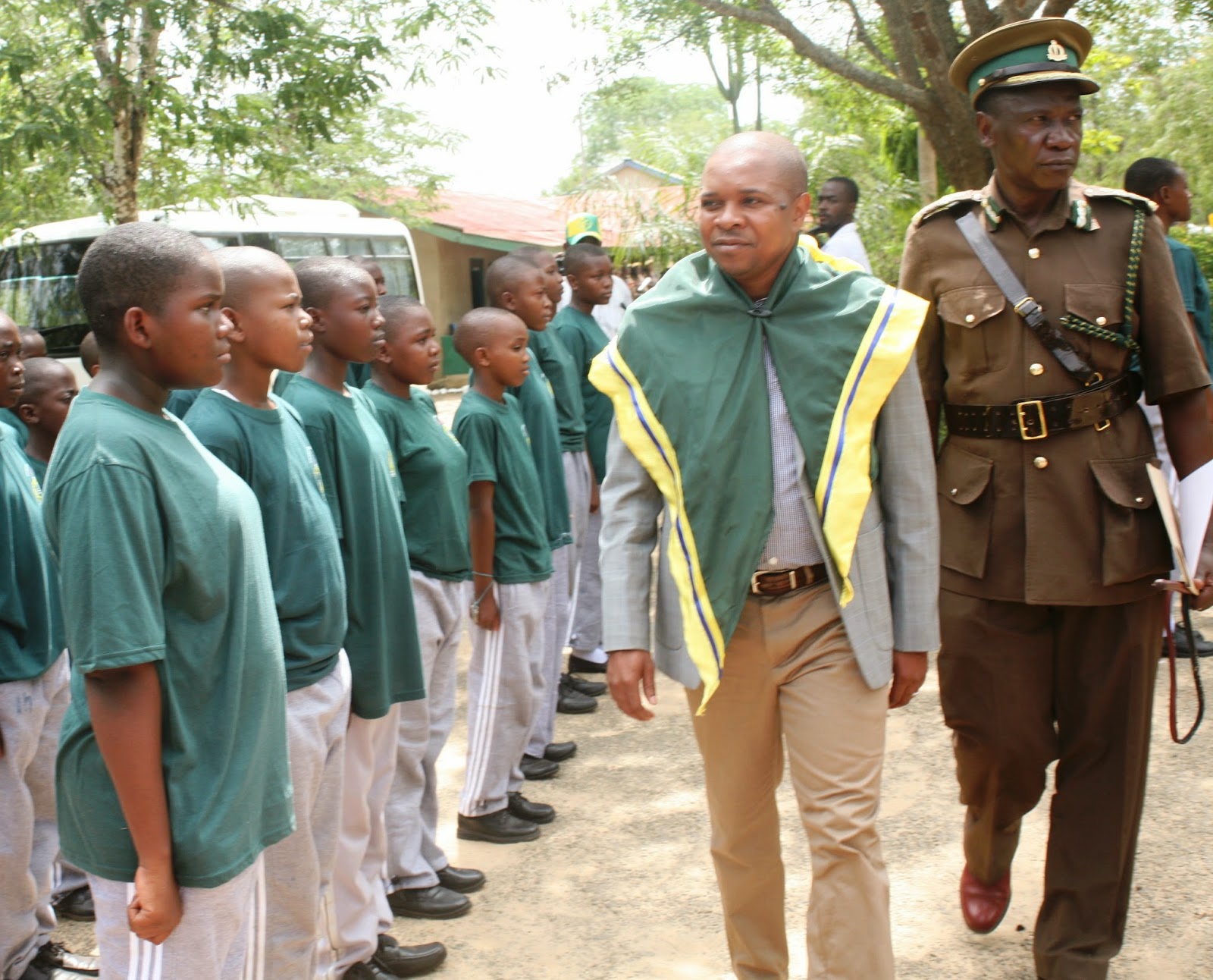 RIDHIWANI KIKWETE AZINDUA JENGO LA VYUMBA VYA MADARASA SHULE YA ...