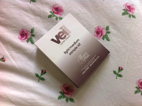 Lace, Lipstick and Me: Review: Veil Cover Cream*