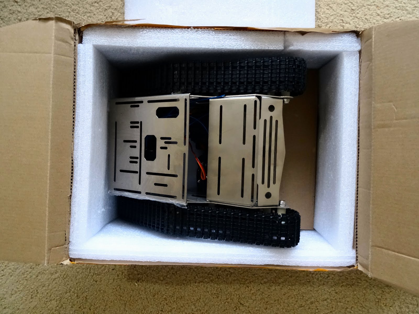 Mitov Software: Received a really cool Remote WiFi Robot with Camera and 4 servos Manipulator ...