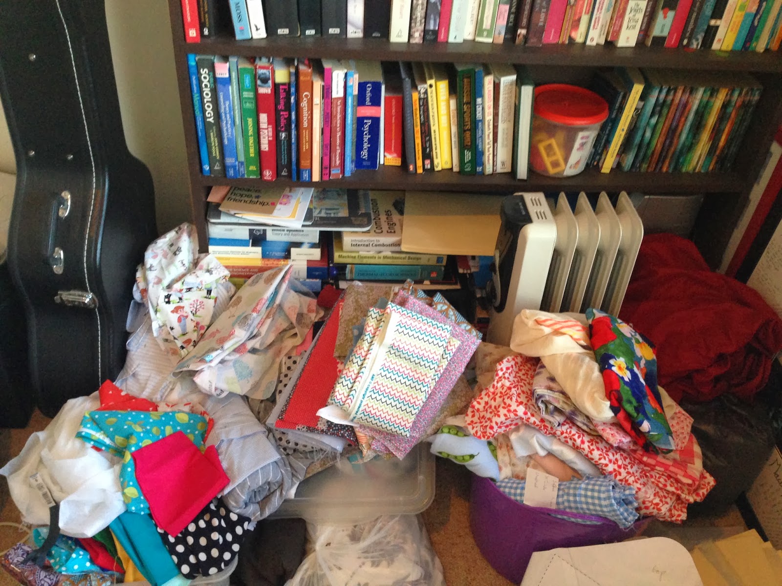 Sewn By Elizabeth: My New Sewing Station