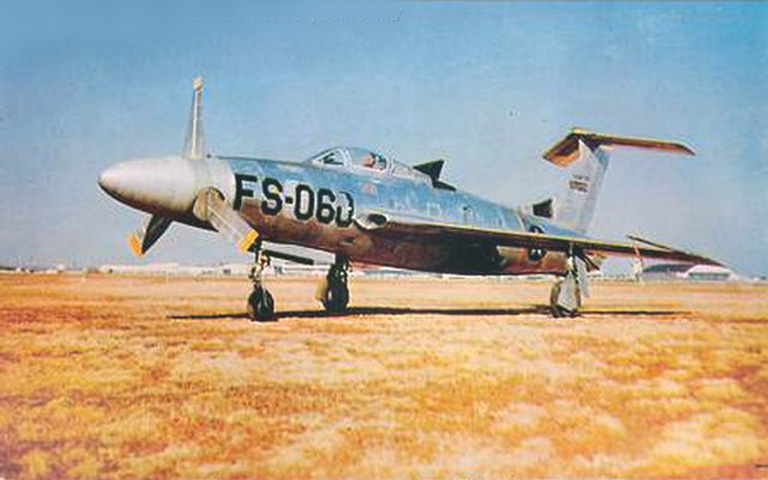 nhungdoicanh: Republic XF-84H Thundersreech