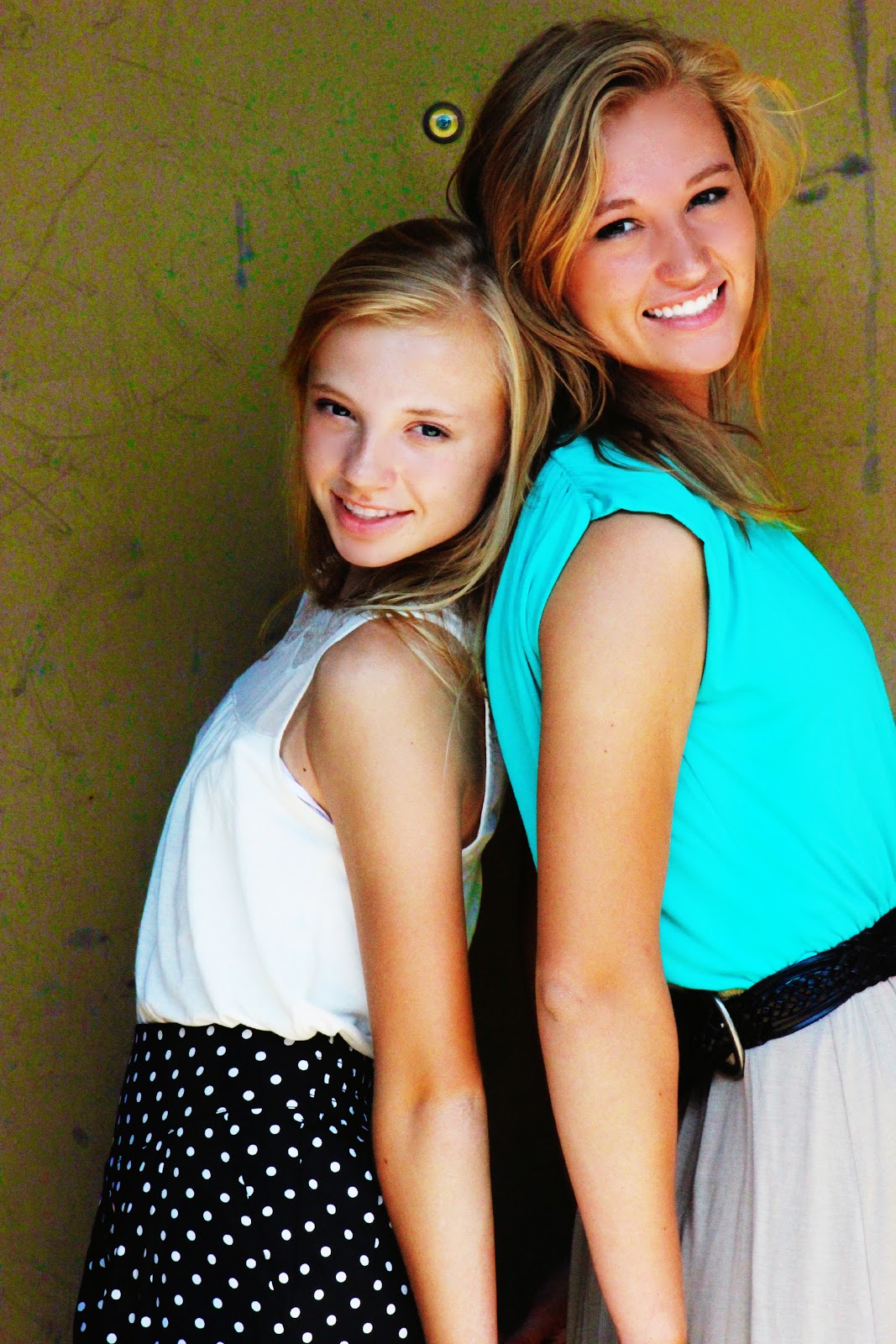 Kenzie's Blog: Sister Photoshoot