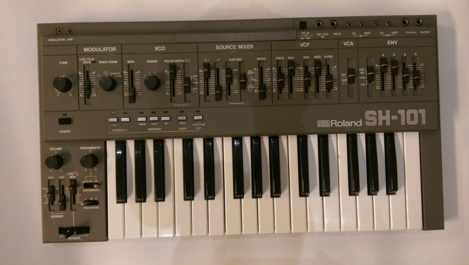 MATRIXSYNTH: Roland SH-101