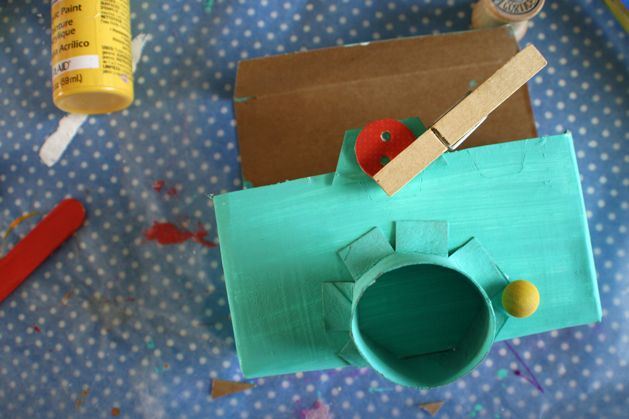 BilboPeques: Una cámara de fotos con materiales reciclados