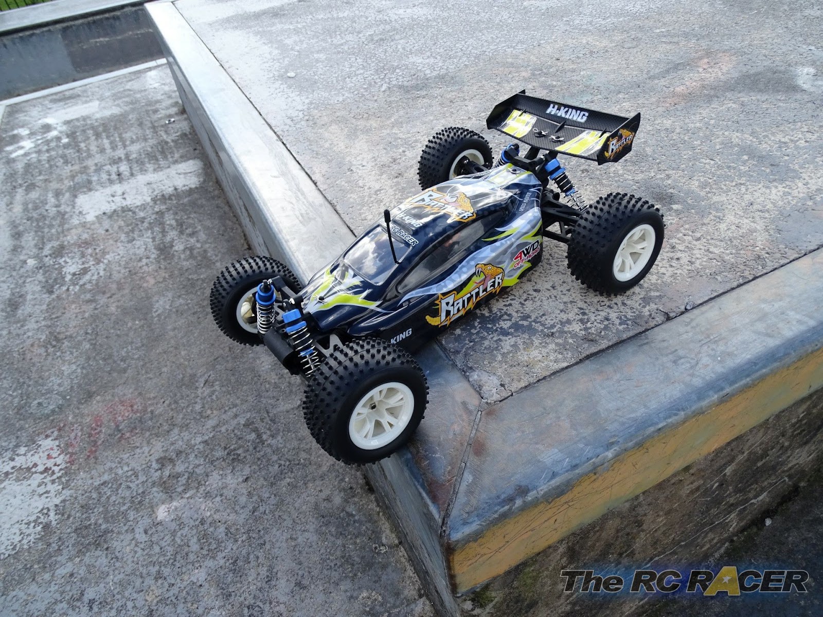H.King 1/8 Rattler Review | The RC Racer