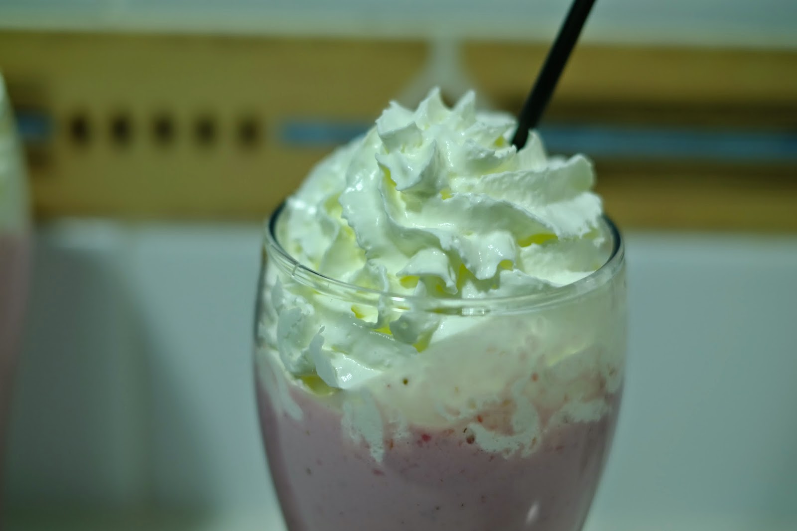 El Horno de Sya: Batido de fresas con leche condensada
