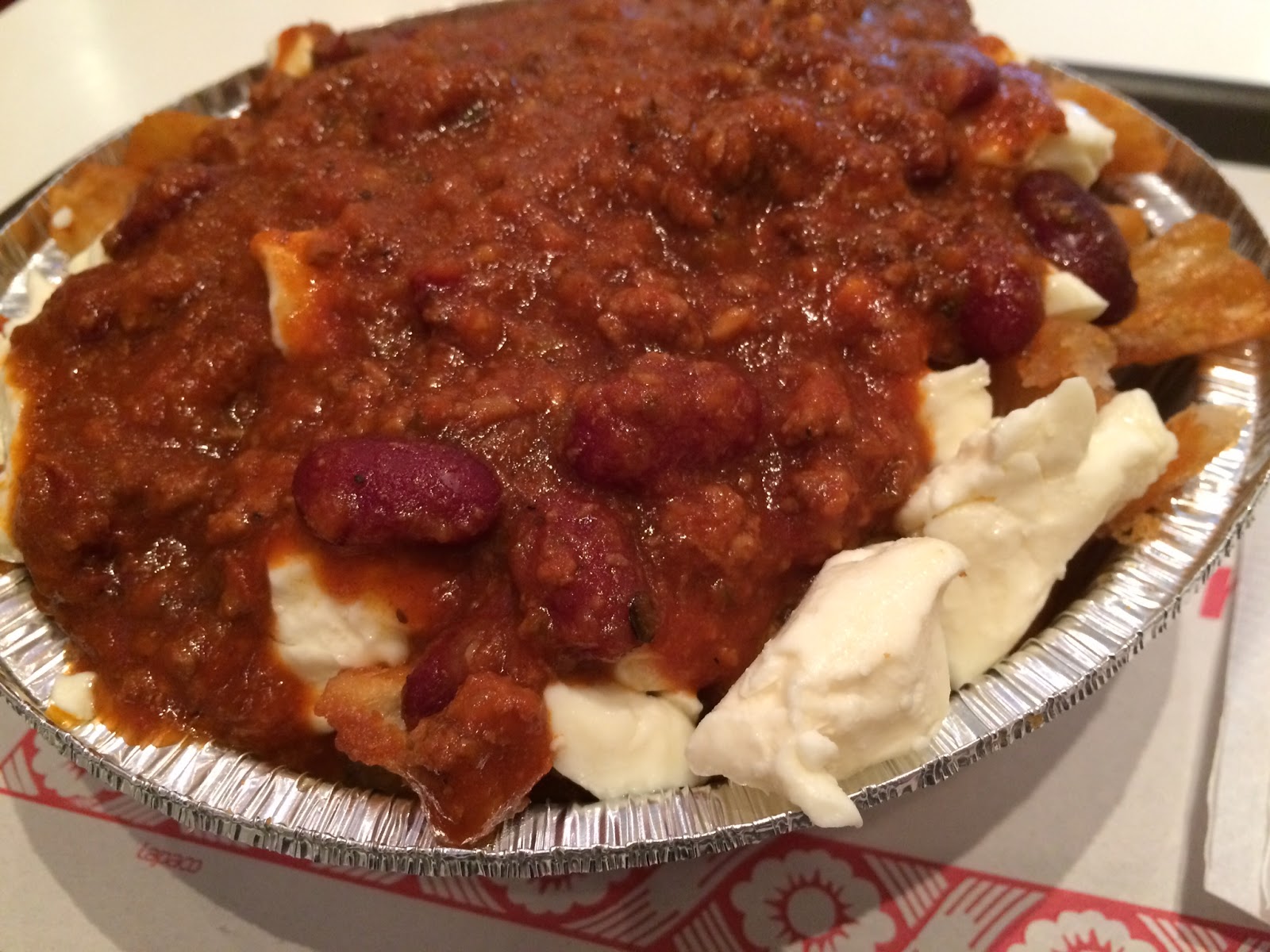 Poutine Au Chili From Le Smart Burger / スマートバーガーのチリ プーティン ~ I'm Made of ...