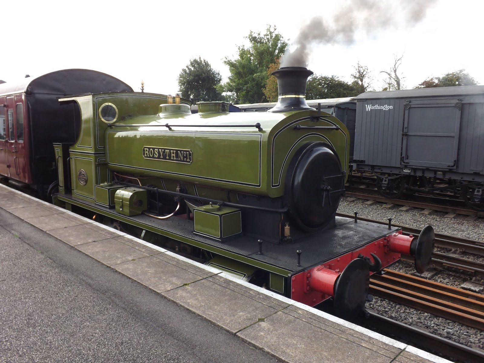 Sam's World: "Rosyth" At Chasewater & A Footplate Ride...