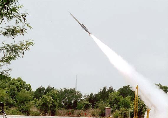 Astra missile intercepts Lakshya, India - Test fire successfully