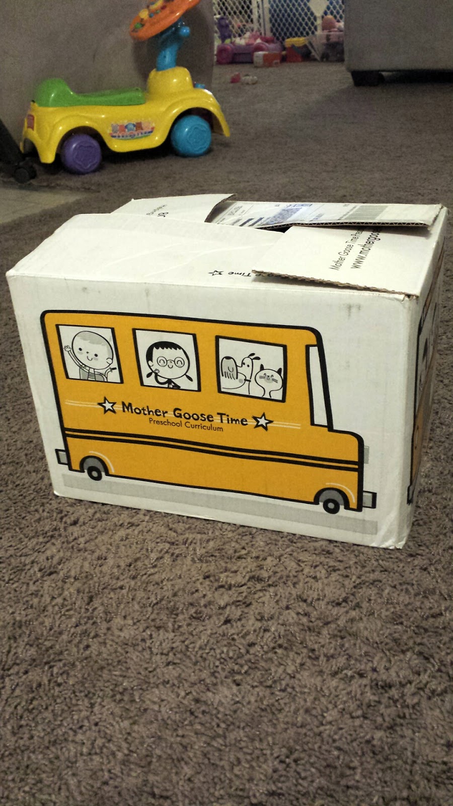 Adorable Little Moments: What's In The Box - Friends and Feelings