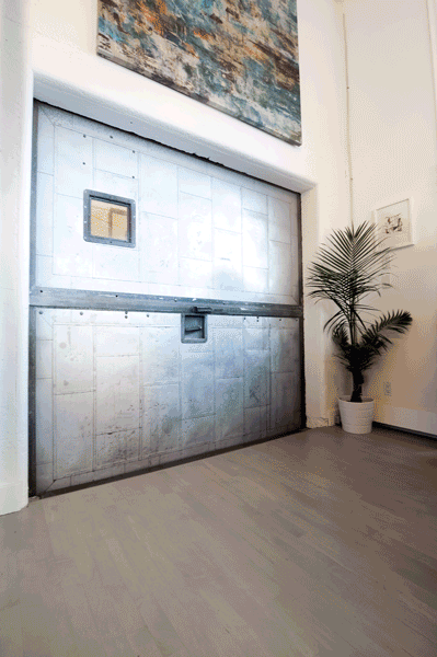 Bookshelf: Library shaft climbable bookcase