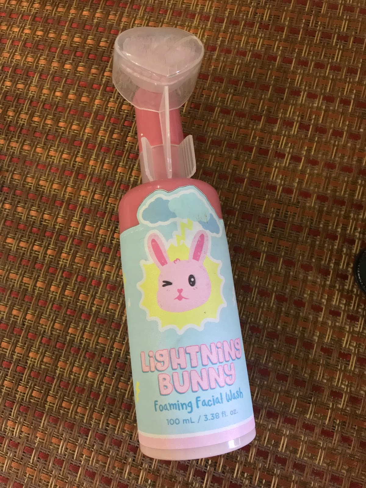 (REVIEW) Skin Potions : Lightning Bunny Foaming Facial Wash