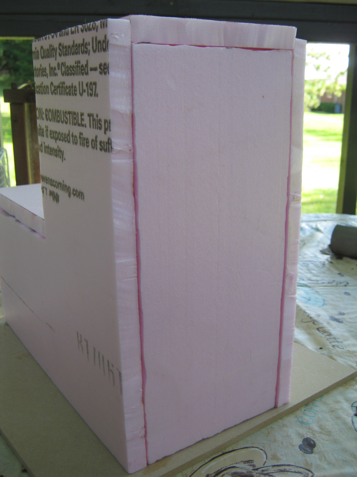 The Dark Workshop: Terrain: Destroyable Pink Foam Intact Building