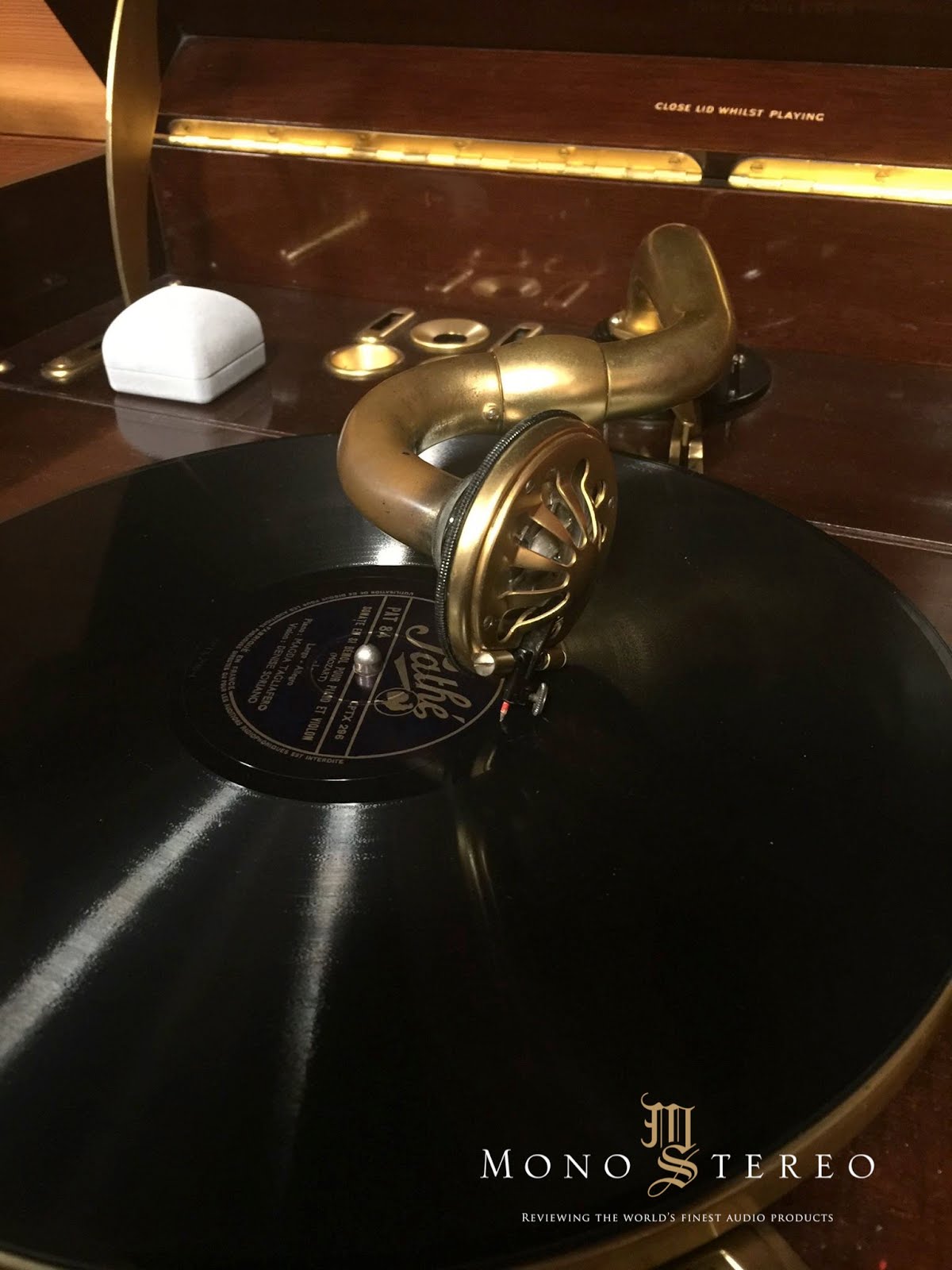 DS Master 1 in a very special analog company – Ultimate High-Fidelity