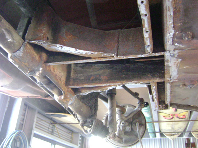 car and bike fabrication: BEETLE FRAME HEAD REPAIR