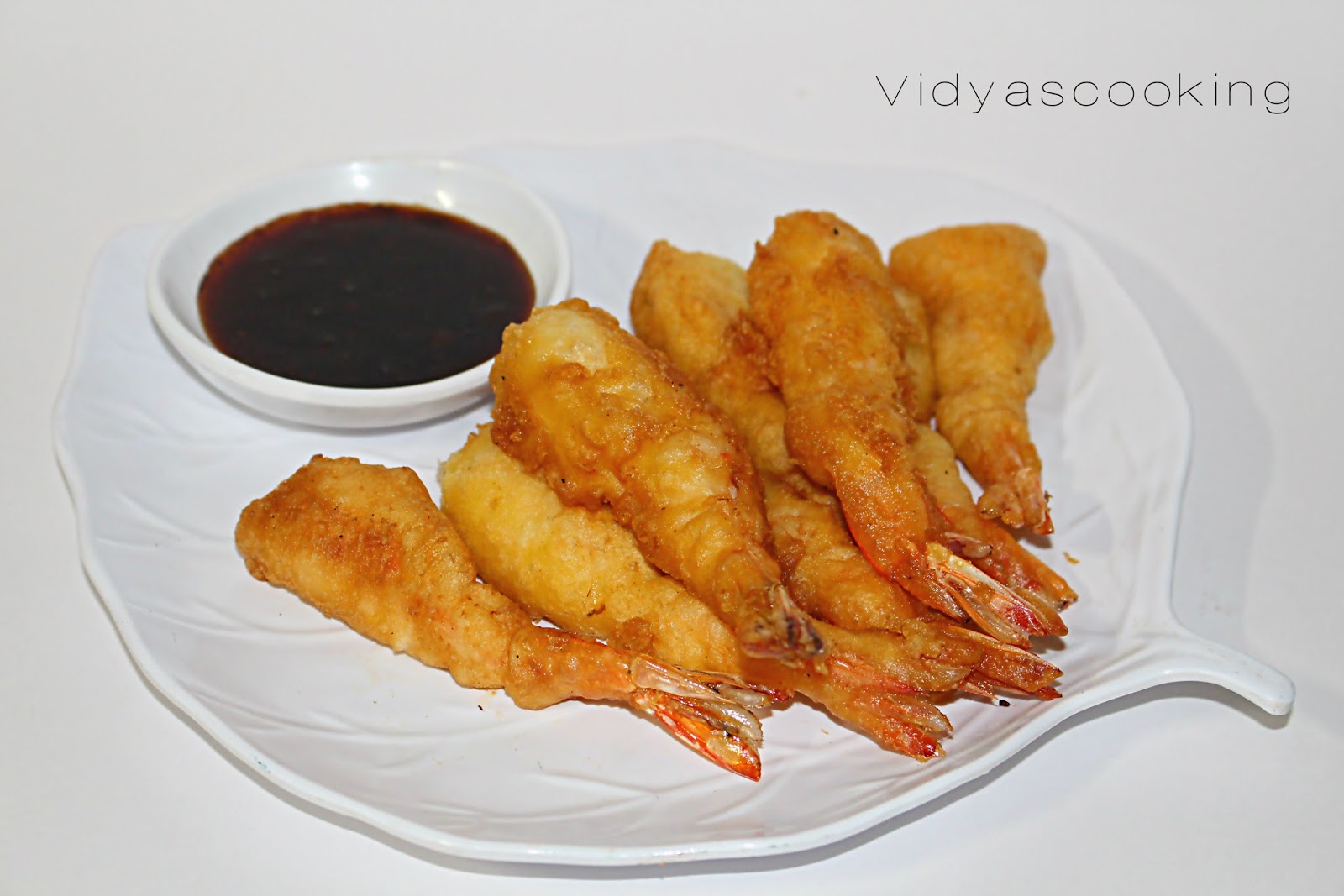 Golden Fried Prawns