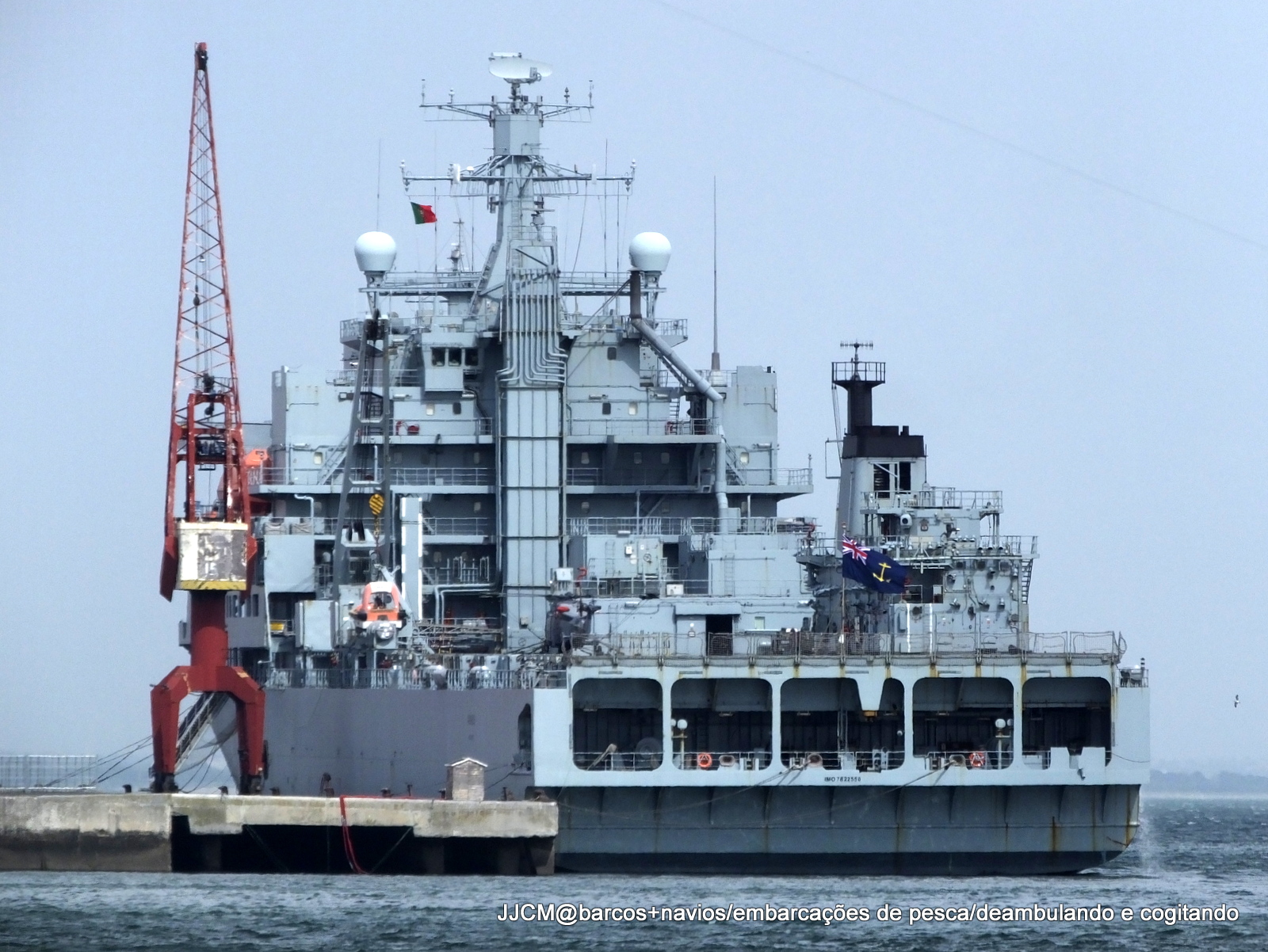 BARCOS+NAVIOS: A135 HMS RFA ARGUS