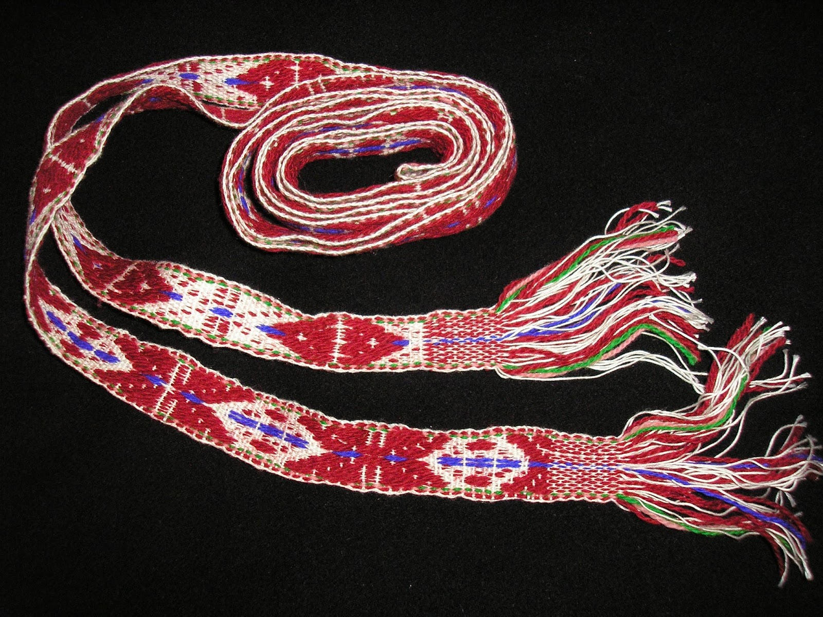 Isetehtud asjade võlu: Setu rahvariided