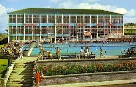 French Model Railway: HO Scale Pavements and Pedestrians