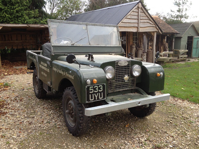Landrover Defender: Series 1 Land Rover - 1952