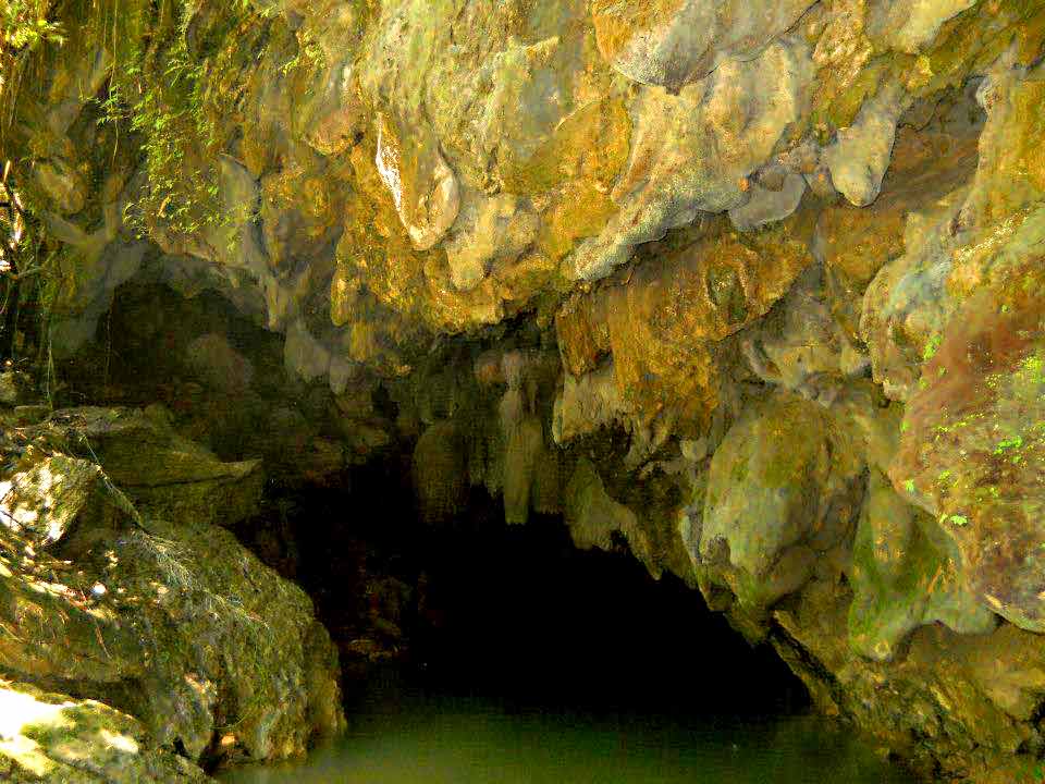 Scenic Philippines: Puning Cave, Dona Remedios, Trinidad-Bulacan