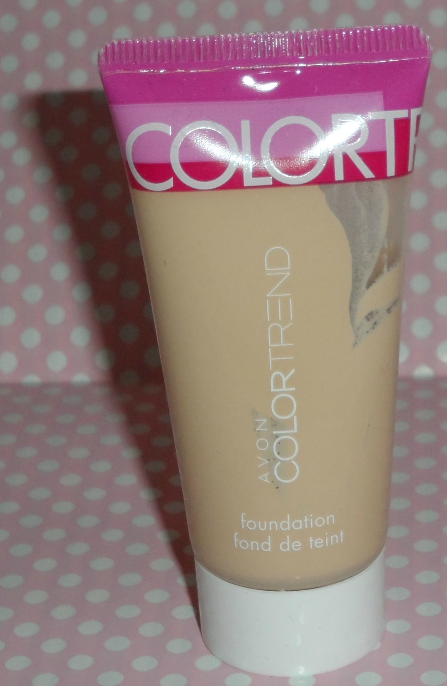 La Creatività di Anna!!!: TREND COLOR AVON: cipria, fondotinta e ...