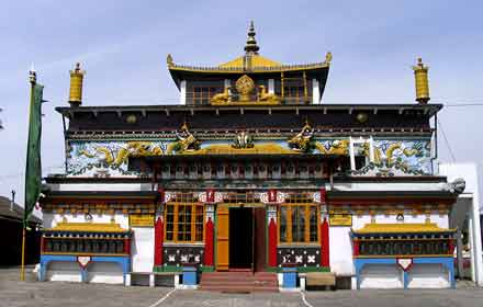 Dooars Ecoviillege: Visit to Darjeeling the 'Queen of Hills'