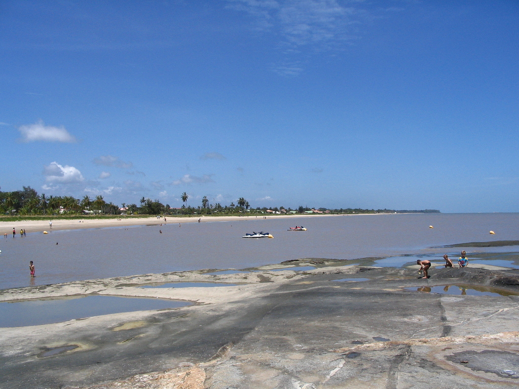 KUALA SKYLAB: FRENCH GUIANA PHOTO. KOUROU BEACH. CAYENNE.