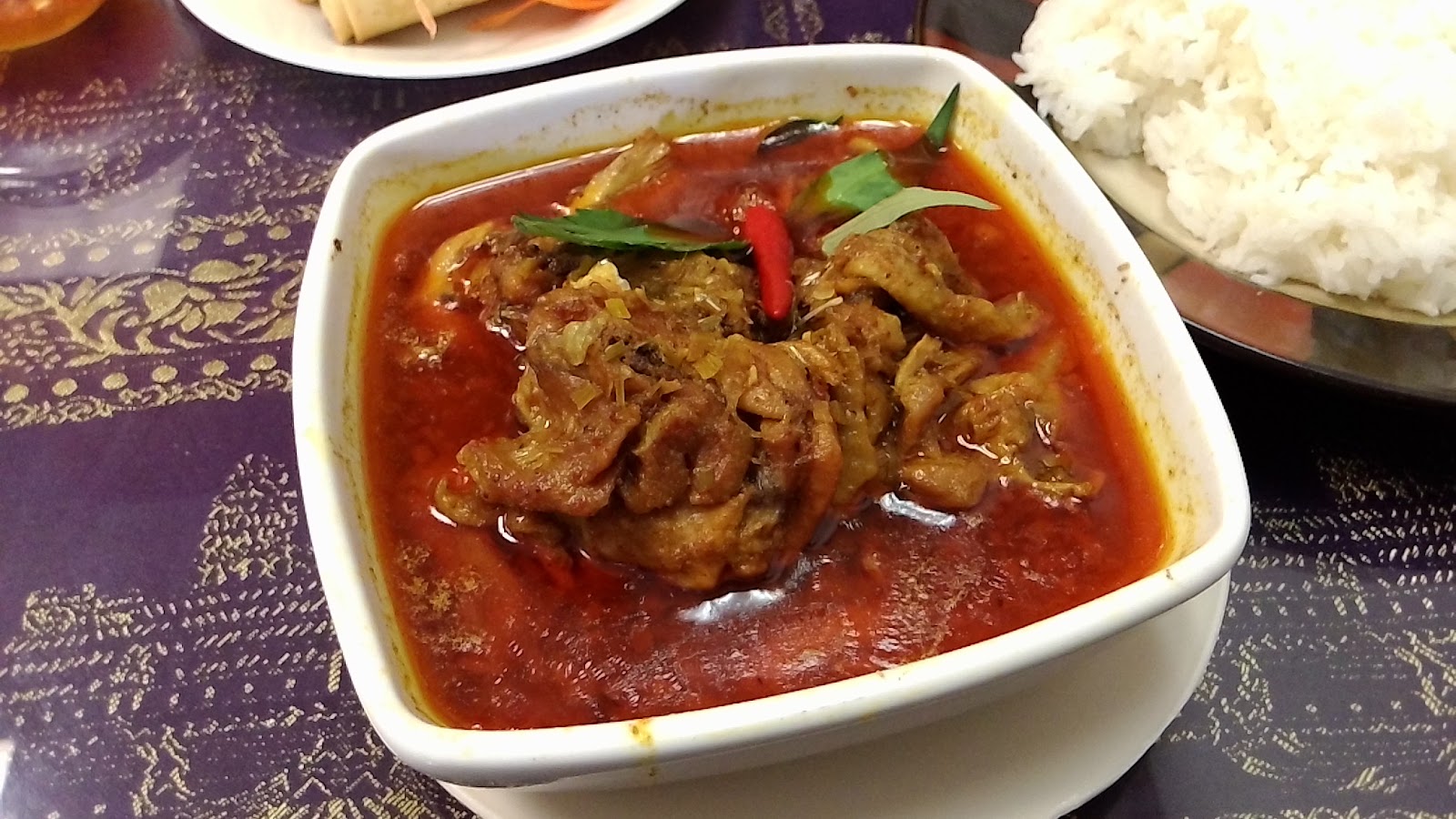 FOOD FOR BUDDHA: Angkor Restaurant 唔哥金邊粿條家