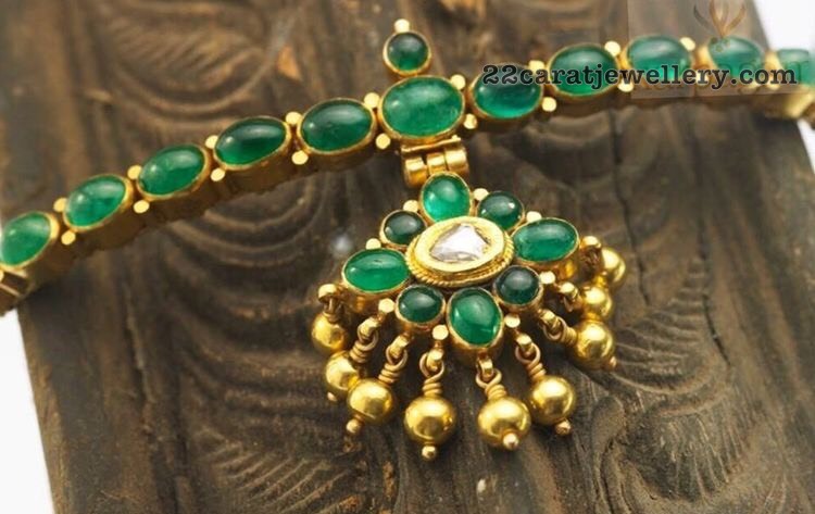 Simple Emerald Adiga - Jewellery Designs