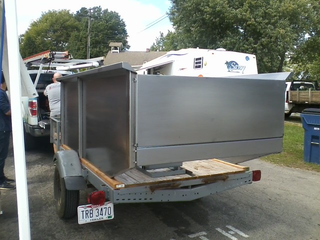 Universal Stepside Truck Beds: C.O.E. Stepside Truck Beds