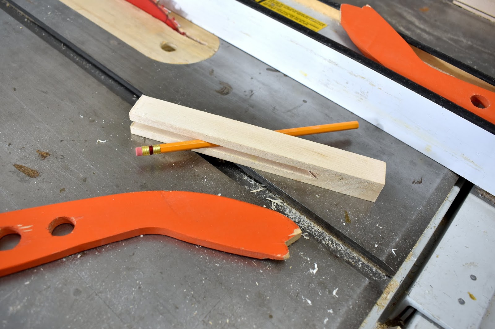 Jax Design: Make a Marking Gauge with Micro Adjust