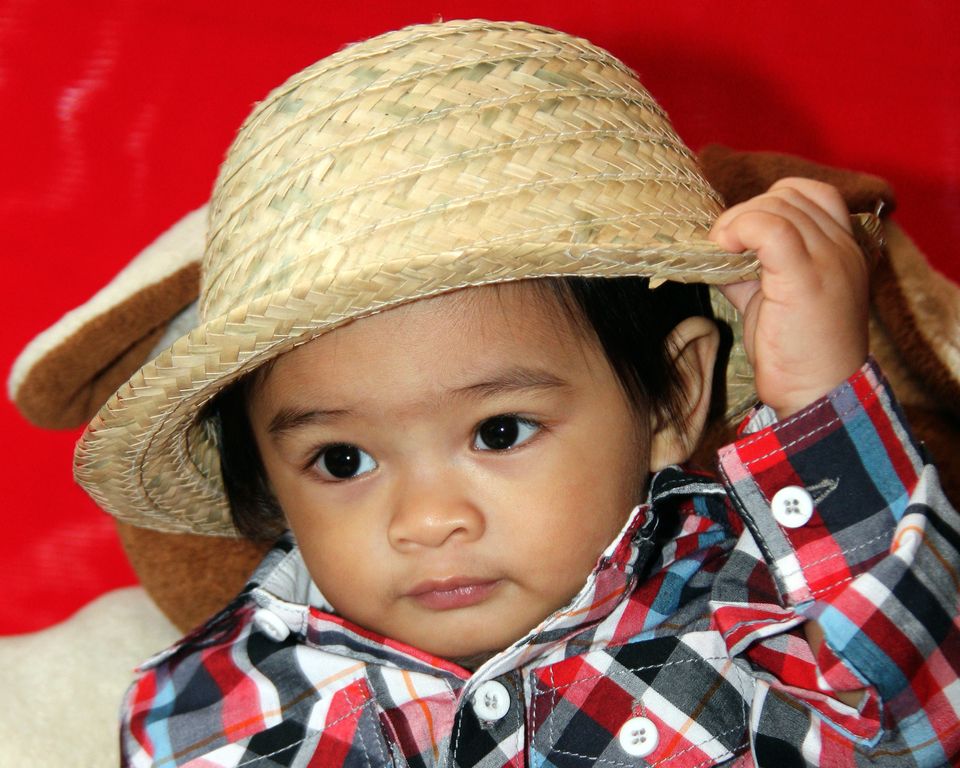 Mommy Bares All: Behind the Scenes of Mateo's Farm-themed First ...